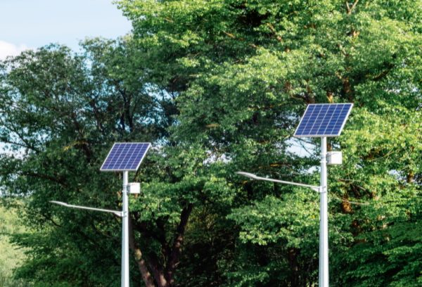 Philips PJU Solar Cell: Inovasi Penerangan Jalan Umum dengan Energi ...